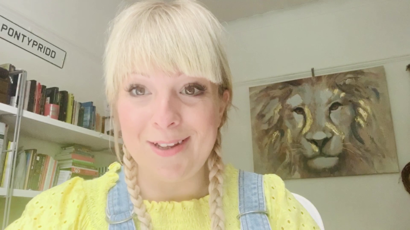 Creative worship: Gathering around a poem - Evangelical Alliance